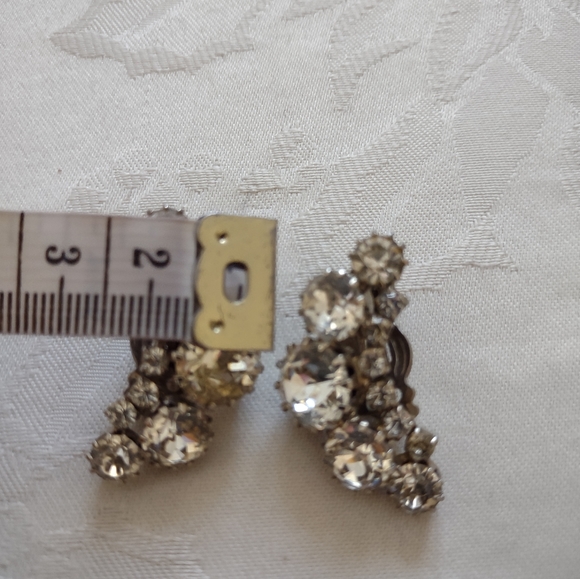 Albert Weiss | Jewelry | Weiss Vintage Austrian Crystals Clip Earrings ...